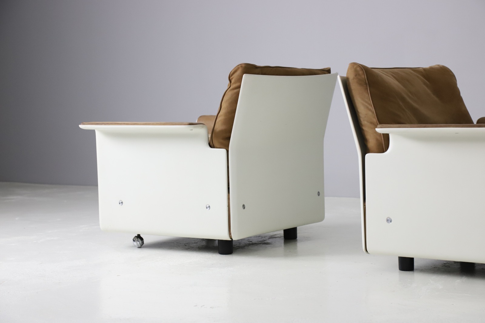 Dieter Rams ‘620 Chair Programme’ lounge chairs – Studio Alium