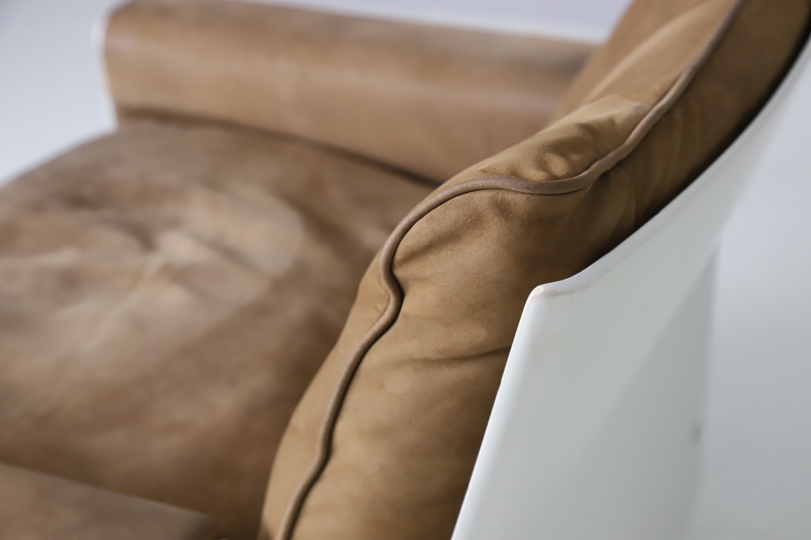 Dieter Rams ‘620 Chair Programme’ lounge chairs – Studio Alium